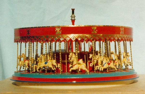 1/76th scale fairground models - Fairground models