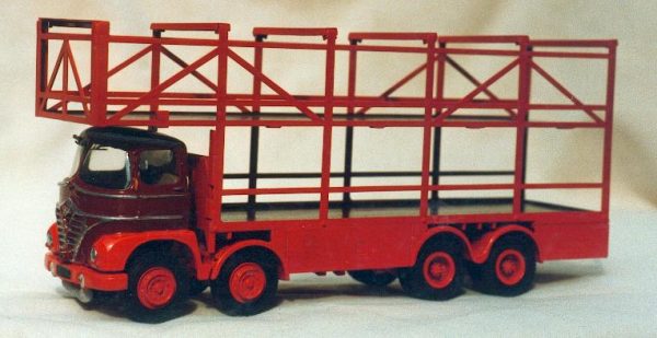 1/48th scale fairground models - Fairground models