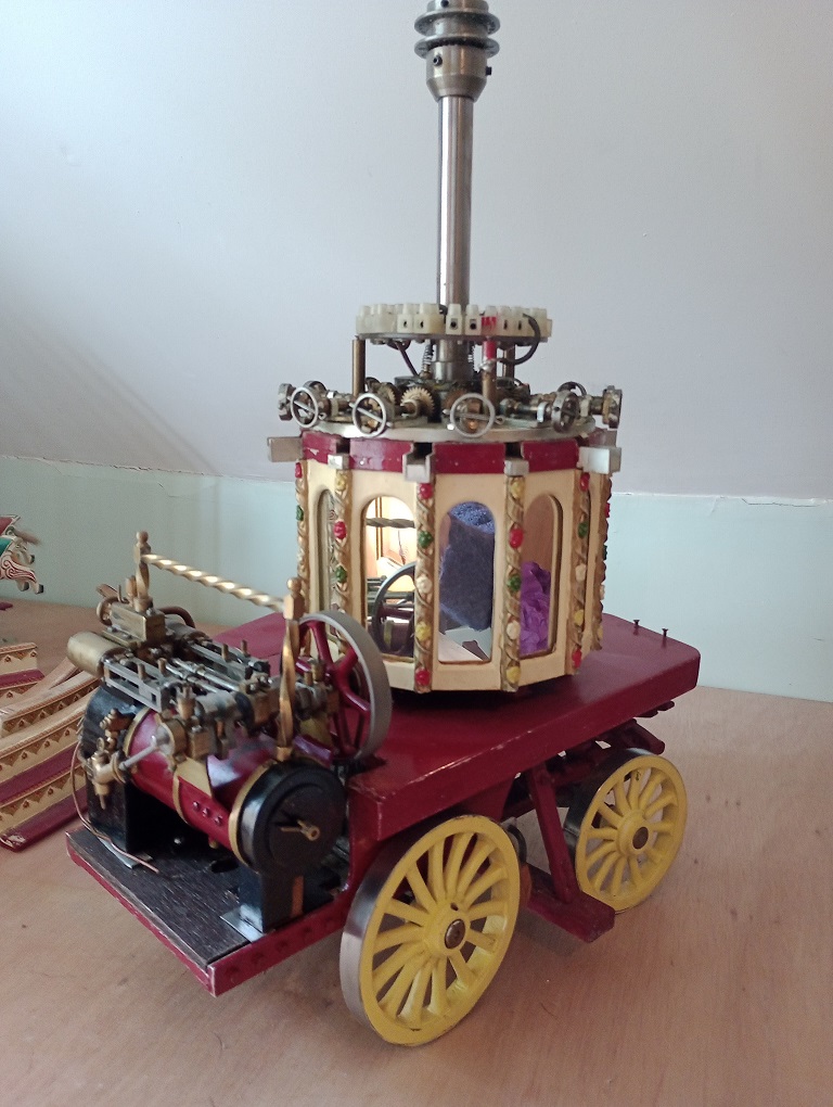 1/24th Scale News and Sales Items - Fairground models